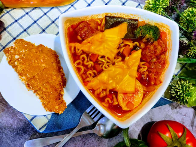 Qu pasta - 附近店家 - 智慧商業獅